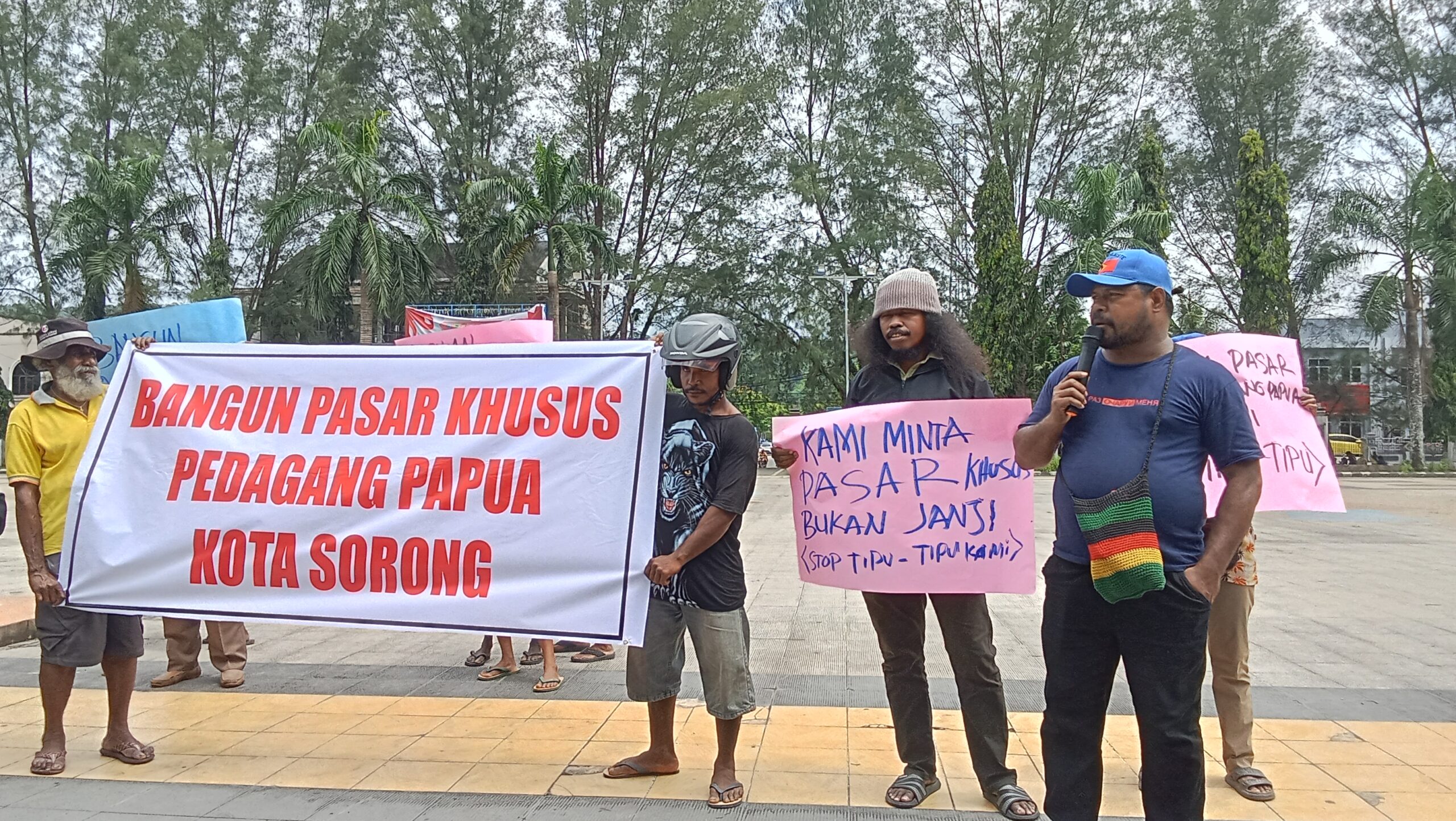 Pedagang Papua Kota Sorong Desak Bangun Pasar Khusus Mama-Mama Papua ...
